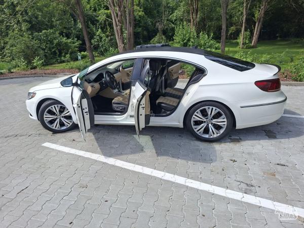 White Volkswagen CC / Passat CC 2013 in Vilnius, with an engine capacity of 2.00 L and mileage of 169 thousand km for 5600 €, photo 5 on AUTOMOTO.COM.LV