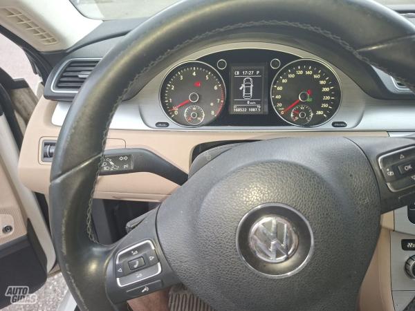White Volkswagen CC / Passat CC 2013 in Vilnius, with an engine capacity of 2.00 L and mileage of 169 thousand km for 5600 €, photo 9 on AUTOMOTO.COM.LV