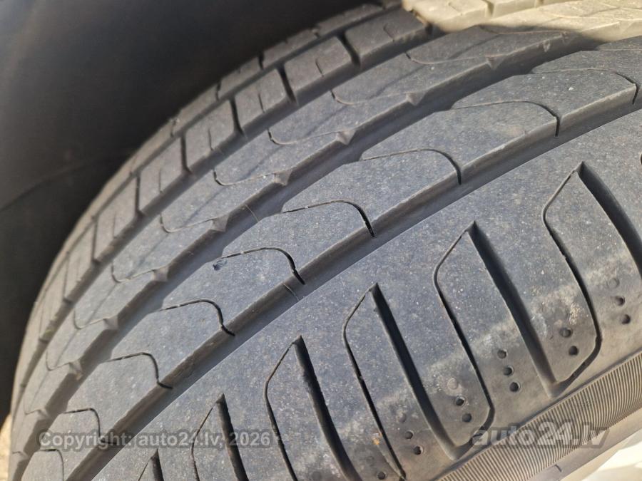 Белый Фольксваген CC / Passat CC 2015 в Таллин, объемом двигателя 1.40 л и пробегом 237 тыс. км за 8900 €, фото 20 на AUTOMOTO.COM.LV