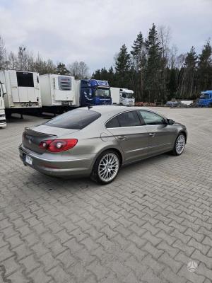 Yellow Volkswagen CC / Passat CC 2009 in Vilnius, with an engine capacity of 3.60 L and mileage of 310 thousand km for 5200 €, photo 4 on AUTOMOTO.COM.LV