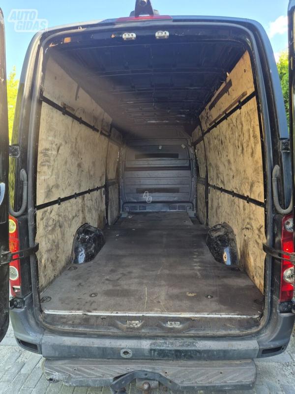 Melns Volkswagen Crafter 2012 Kauņa, ar dzinēja tilpumu 2.50 L un nobraukumu 226 tūkst. km par 4500 €, foto 8 vietnē AUTOMOTO.COM.LV
