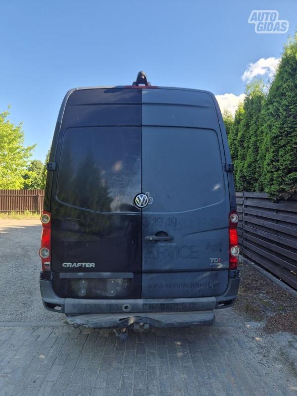 Black Volkswagen Crafter 2012 in Kaunas, with an engine capacity of 2.50 L and mileage of 226 thousand km for 4500 €, photo 4 on AUTOMOTO.COM.LV