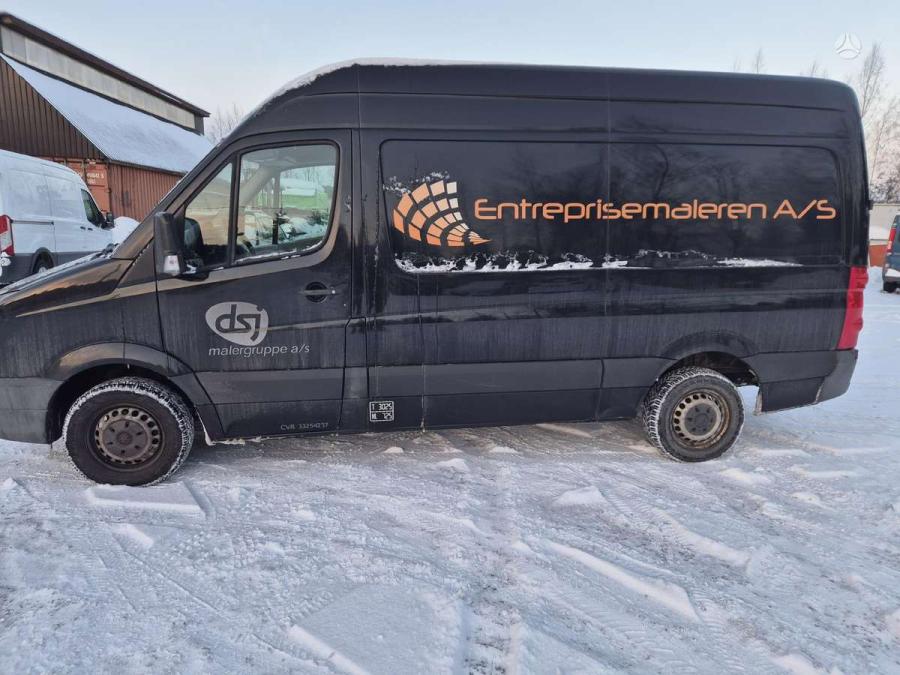 Melns Volkswagen Crafter 2014 Kauņa, ar dzinēja tilpumu 2.00 L un nobraukumu 400 tūkst. km par 6600 €, foto 6 vietnē AUTOMOTO.COM.LV