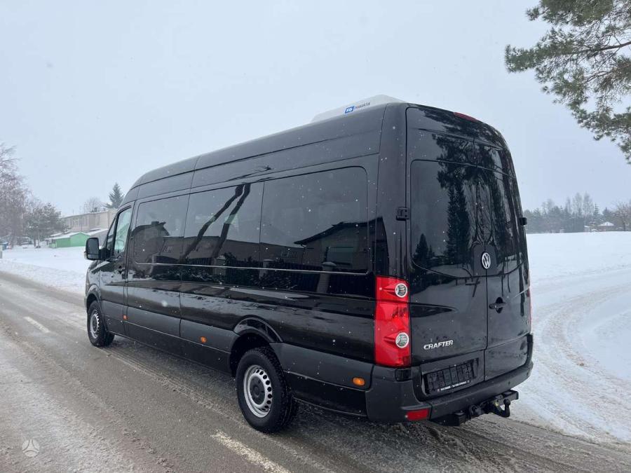 Black Volkswagen Crafter 2016 in Marijampole, with an engine capacity of 2.00 L and mileage of 267 thousand km for 16500 €, photo 3 on AUTOMOTO.COM.LV
