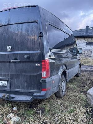Melns Volkswagen Crafter 2018 Rīga, ar dzinēja tilpumu 2.00 L un nobraukumu 261 tūkst. km par 10150 €, foto 5 vietnē AUTOMOTO.COM.LV