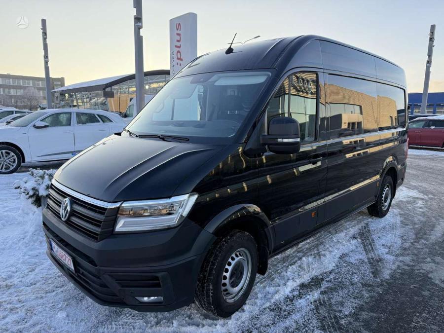 Black Volkswagen Crafter 2019 in Jonava, with an engine capacity of 2.00 L and mileage of 239 thousand km for 17500 €, photo 1 on AUTOMOTO.COM.LV