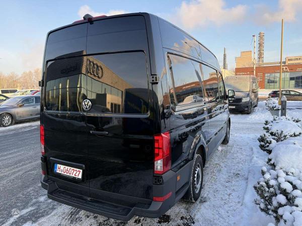 Melns Volkswagen Crafter 2019 Jonava, ar dzinēja tilpumu 2.00 L un nobraukumu 239 tūkst. km par 17500 €, foto 5 vietnē AUTOMOTO.COM.LV