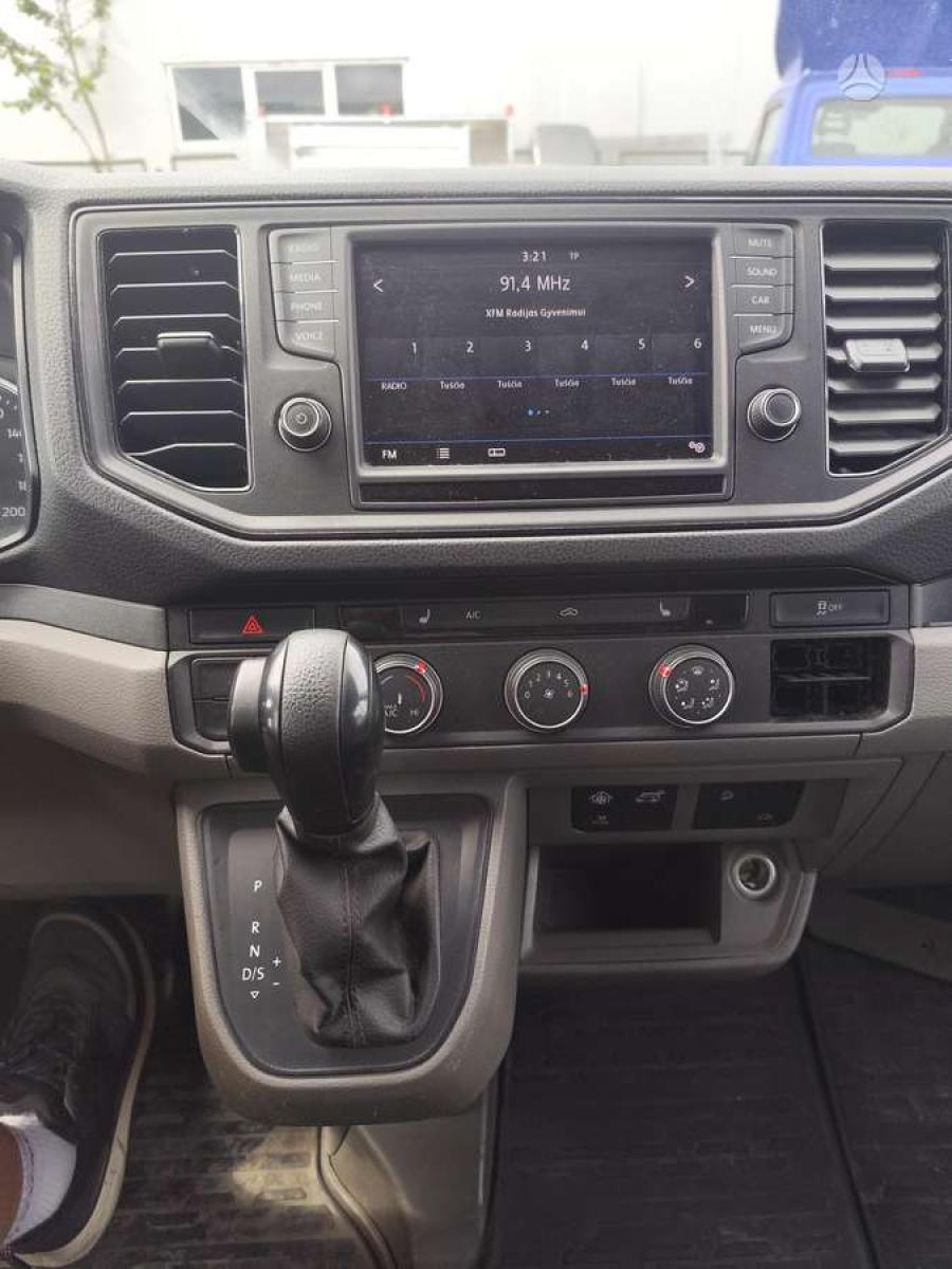 Melns Volkswagen Crafter 2020 Klaipėda, ar dzinēja tilpumu 1.97 L un nobraukumu 366 tūkst. km par 14900 €, foto 12 vietnē AUTOMOTO.COM.LV