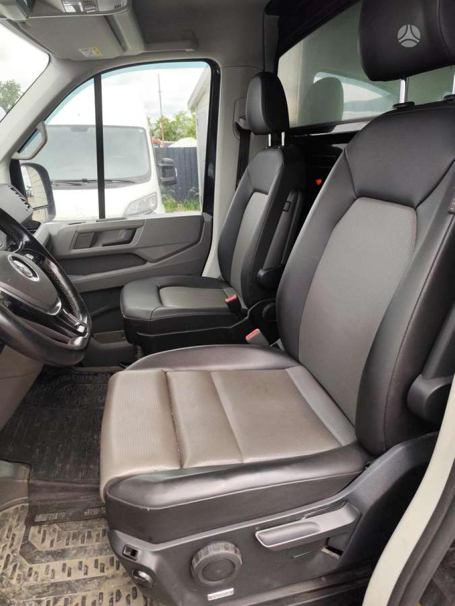 Melns Volkswagen Crafter 2020 Klaipėda, ar dzinēja tilpumu 1.97 L un nobraukumu 366 tūkst. km par 14900 €, foto 13 vietnē AUTOMOTO.COM.LV