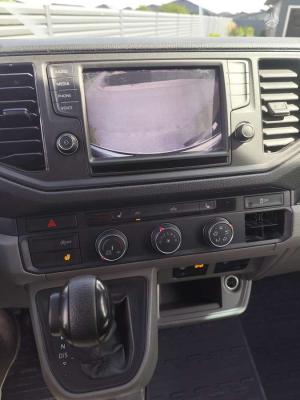 Black Volkswagen Crafter 2020 in Klaipeda, with an engine capacity of 1.97 L and mileage of 363 thousand km for 10900 €, photo 3 on AUTOMOTO.COM.LV