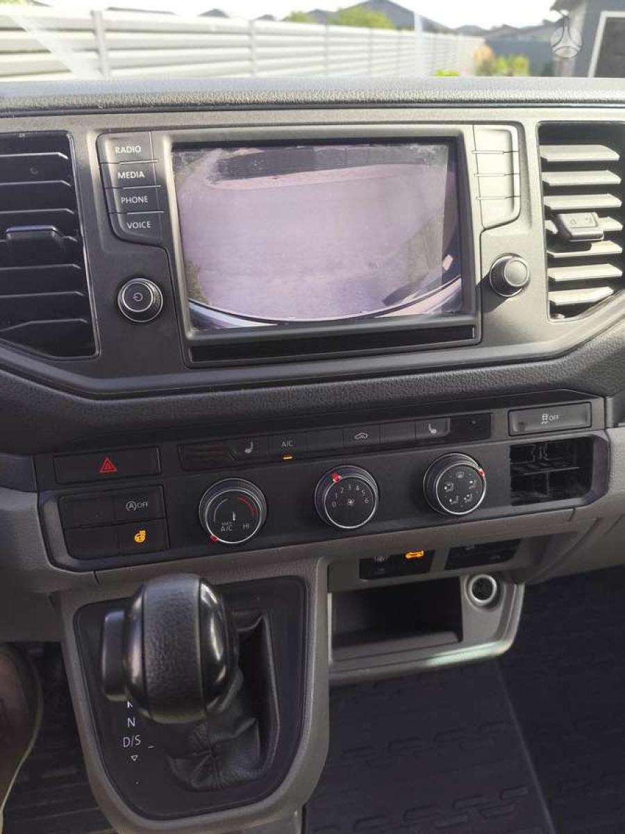 Black Volkswagen Crafter 2020 in Klaipeda, with an engine capacity of 1.97 L and mileage of 363 thousand km for 10900 €, photo 3 on AUTOMOTO.COM.LV