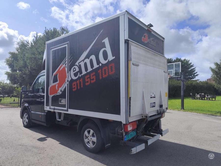 Black Volkswagen Crafter 2020 in Klaipeda, with an engine capacity of 1.97 L and mileage of 363 thousand km for 10900 €, photo 13 on AUTOMOTO.COM.LV