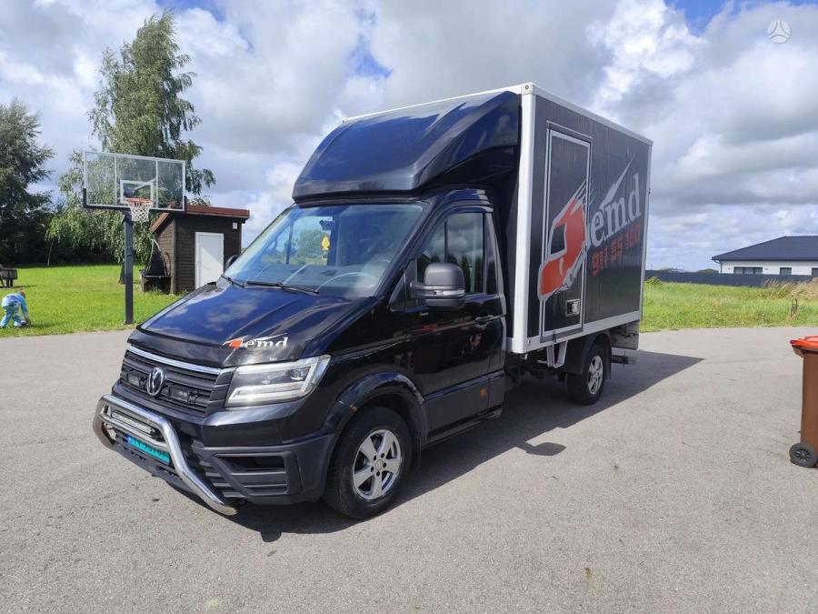 Black Volkswagen Crafter 2020 in Klaipeda, with an engine capacity of 1.97 L and mileage of 363 thousand km for 10900 €, photo 16 on AUTOMOTO.COM.LV