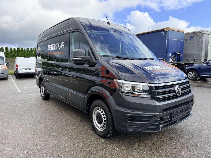 Black Volkswagen Crafter 2020 in Kaunas, with an engine capacity of 1.97 L and mileage of 207 thousand km for 10300 €, photo 7 on AUTOMOTO.COM.LV