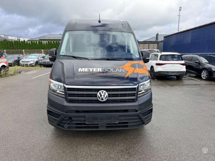 Black Volkswagen Crafter 2020 in Kaunas, with an engine capacity of 1.97 L and mileage of 207 thousand km for 10300 €, photo 8 on AUTOMOTO.COM.LV