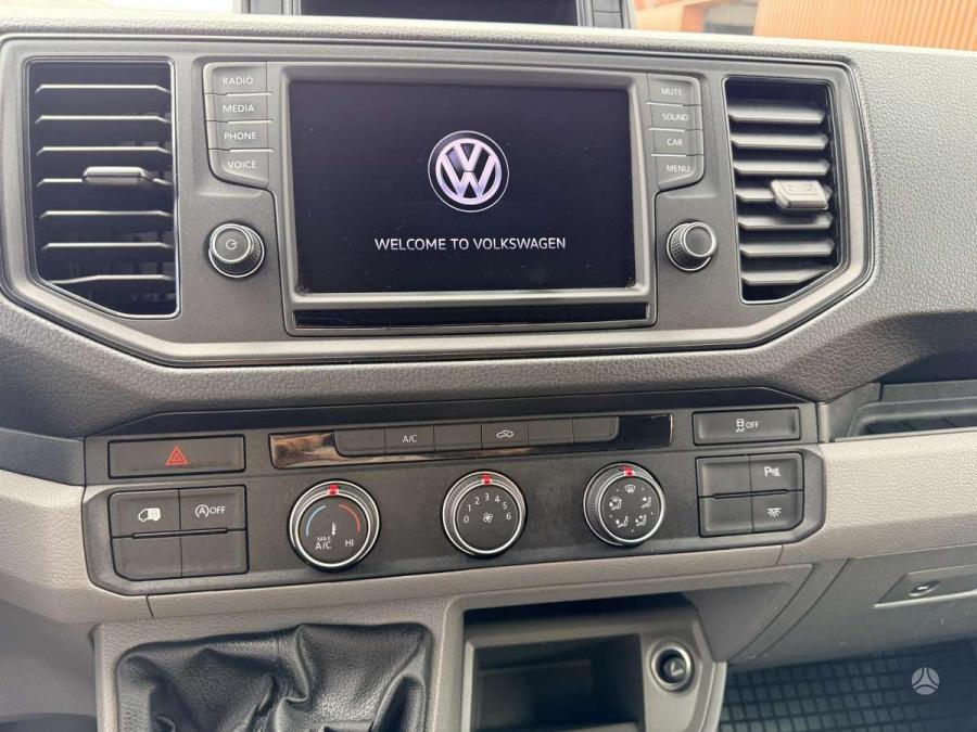 Black Volkswagen Crafter 2020 in Kaunas, with an engine capacity of 1.97 L and mileage of 207 thousand km for 10300 €, photo 14 on AUTOMOTO.COM.LV