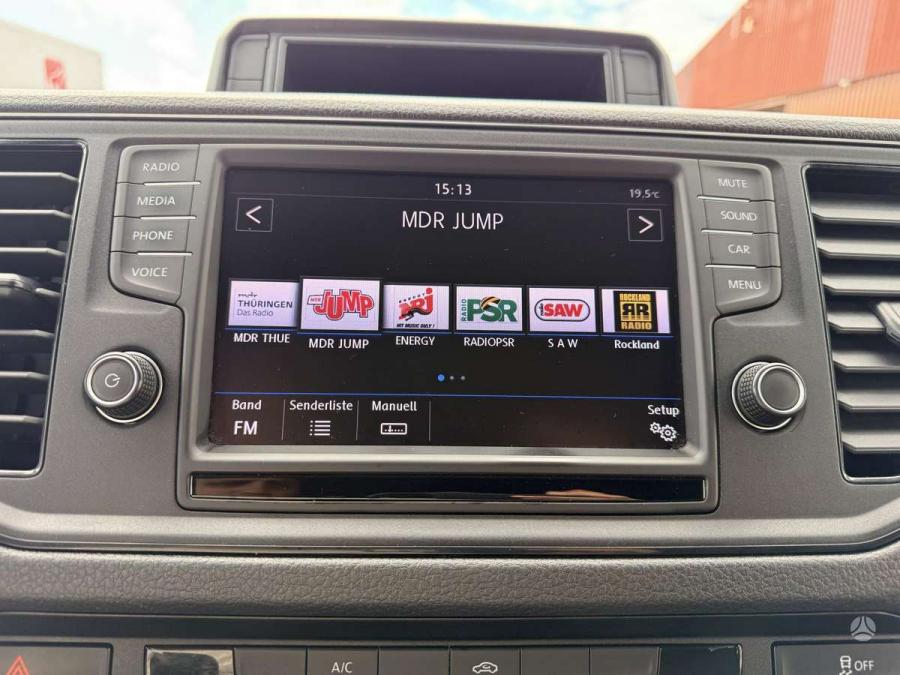Black Volkswagen Crafter 2020 in Kaunas, with an engine capacity of 1.97 L and mileage of 207 thousand km for 10300 €, photo 16 on AUTOMOTO.COM.LV