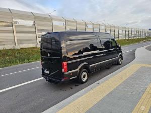 Black Volkswagen Crafter 2021 in Marijampole, with an engine capacity of 2.00 L and mileage of 170 thousand km for 18900 €, photo 7 on AUTOMOTO.COM.LV