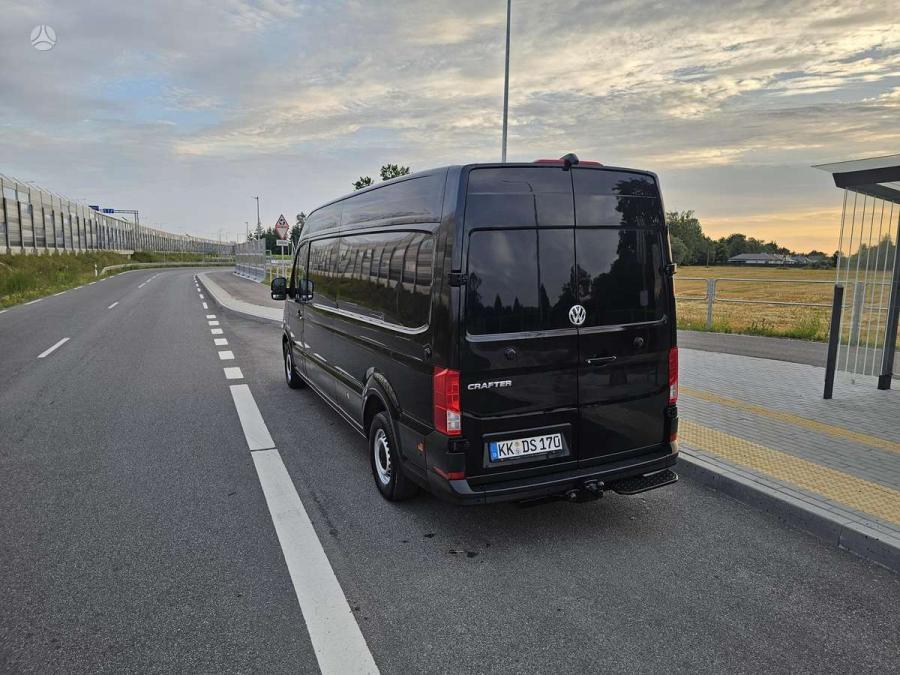 Black Volkswagen Crafter 2021 in Marijampole, with an engine capacity of 2.00 L and mileage of 170 thousand km for 18900 €, photo 10 on AUTOMOTO.COM.LV