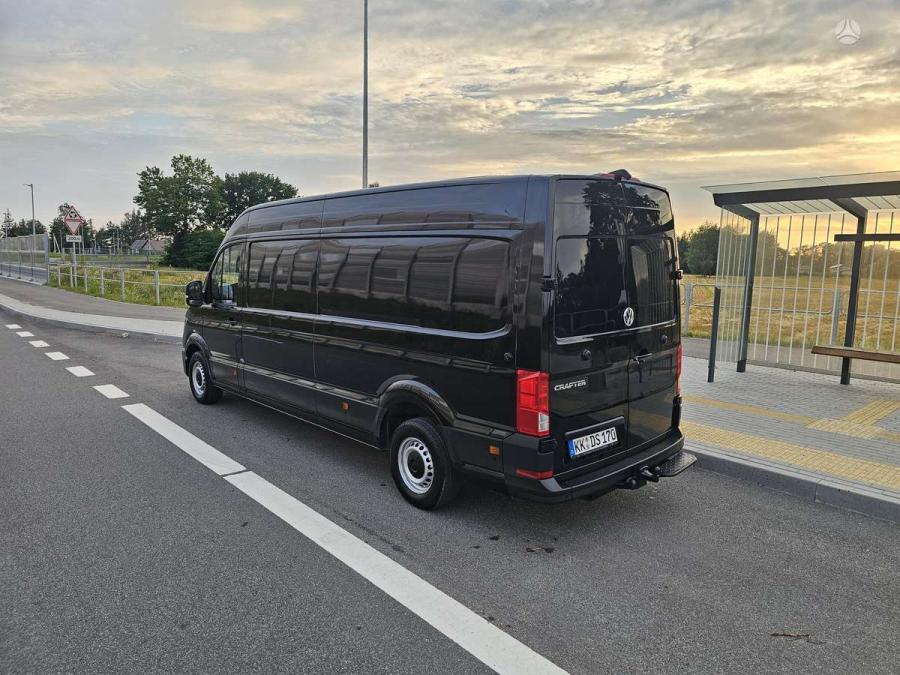 Black Volkswagen Crafter 2021 in Marijampole, with an engine capacity of 2.00 L and mileage of 170 thousand km for 18900 €, photo 11 on AUTOMOTO.COM.LV