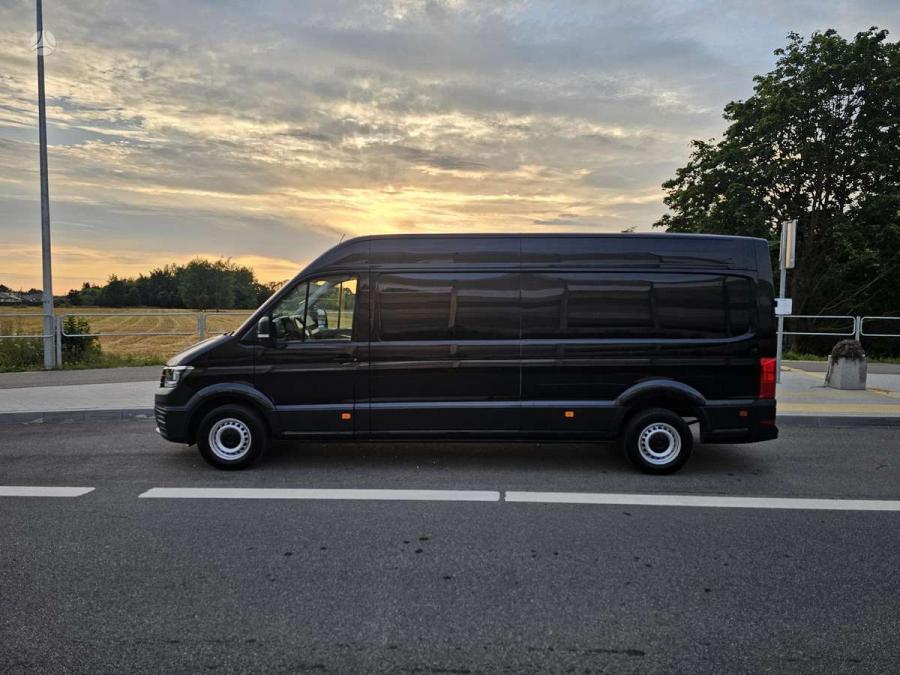 Black Volkswagen Crafter 2021 in Marijampole, with an engine capacity of 2.00 L and mileage of 170 thousand km for 18900 €, photo 13 on AUTOMOTO.COM.LV
