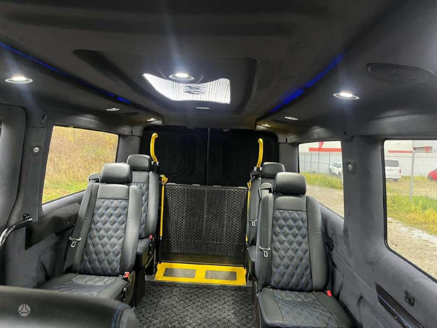 Melns Volkswagen Crafter 2022 Panevēža, ar dzinēja tilpumu 2.00 L un nobraukumu 239 tūkst. km par 28900 €, foto 11 vietnē AUTOMOTO.COM.LV