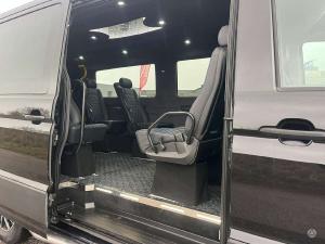 Melns Volkswagen Crafter 2022 Panevēža, ar dzinēja tilpumu 2.00 L un nobraukumu 239 tūkst. km par 28900 €, foto 13 vietnē AUTOMOTO.COM.LV