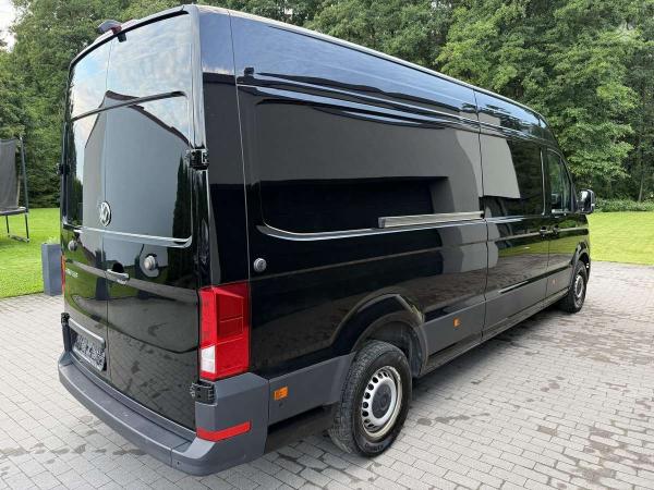 Melns Volkswagen Crafter 2023 Jonava, ar dzinēja tilpumu 2.00 L un nobraukumu 165 tūkst. km par 23300 €, foto 4 vietnē AUTOMOTO.COM.LV