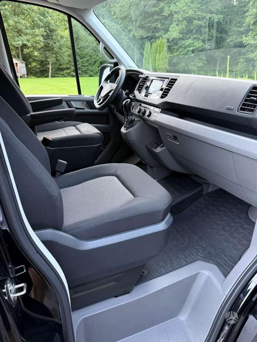 Melns Volkswagen Crafter 2023 Jonava, ar dzinēja tilpumu 2.00 L un nobraukumu 165 tūkst. km par 23300 €, foto 12 vietnē AUTOMOTO.COM.LV