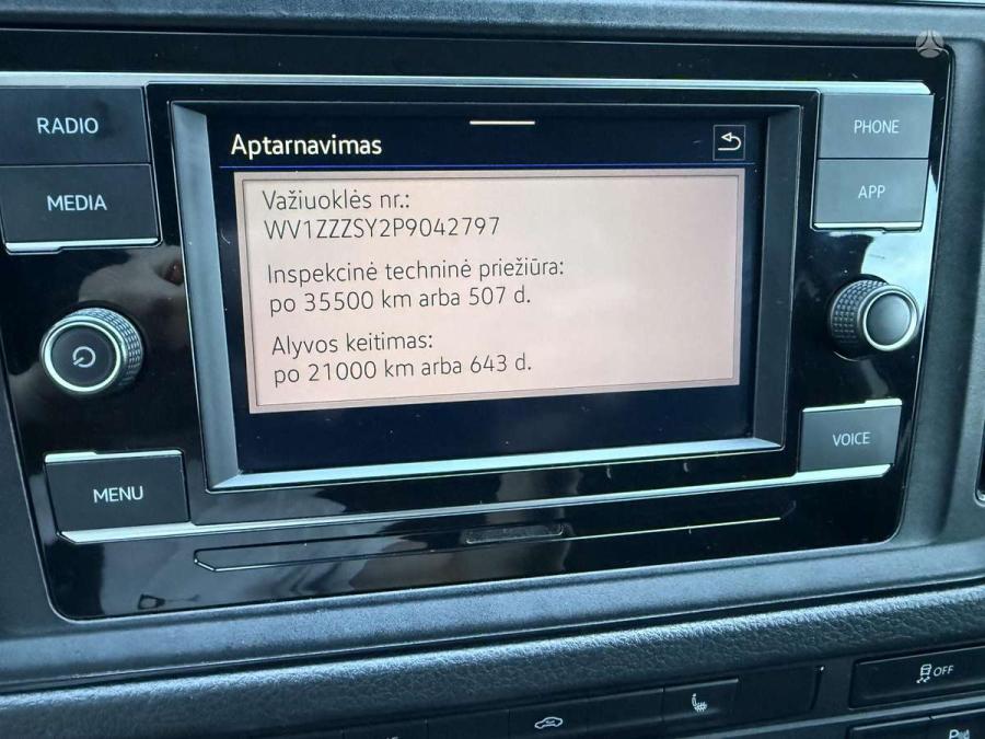 Melns Volkswagen Crafter 2023 Jonava, ar dzinēja tilpumu 2.00 L un nobraukumu 165 tūkst. km par 23300 €, foto 25 vietnē AUTOMOTO.COM.LV