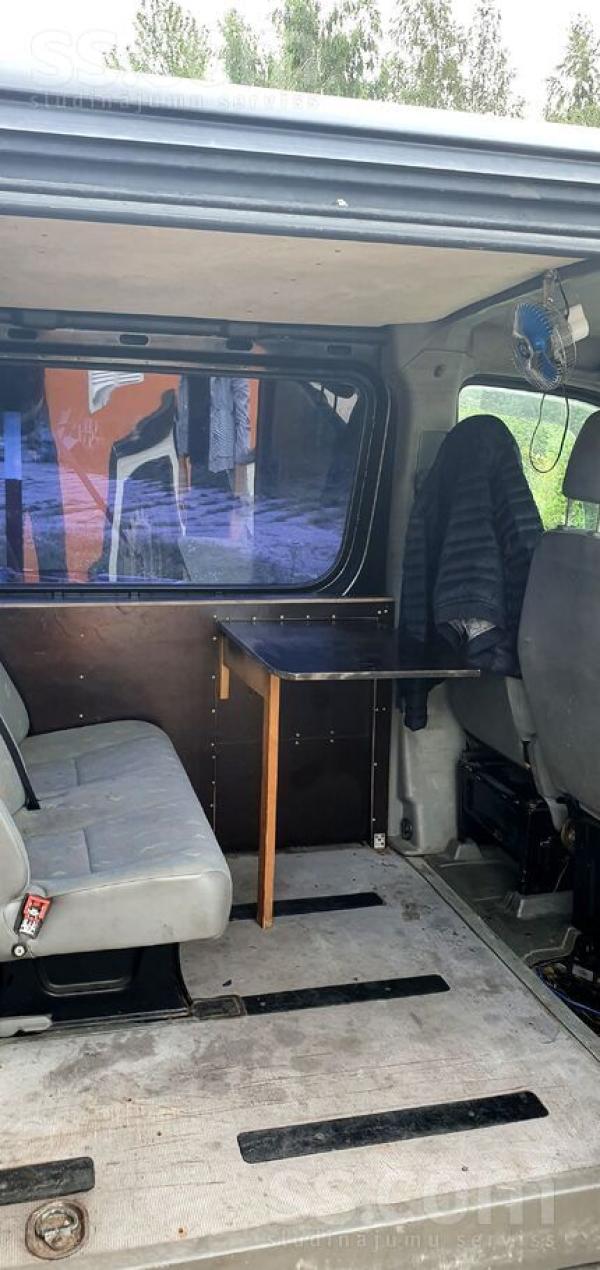 Melns Volkswagen Crafter 2008 Rīga, ar dzinēja tilpumu 2.50 L un nobraukumu 500 tūkst. km par 2800 €, foto 2 vietnē AUTOMOTO.COM.LV