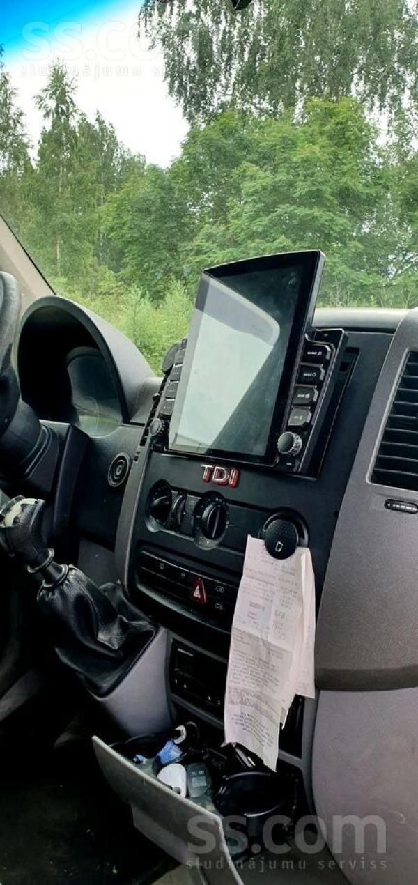 Melns Volkswagen Crafter 2008 Rīga, ar dzinēja tilpumu 2.50 L un nobraukumu 500 tūkst. km par 2800 €, foto 5 vietnē AUTOMOTO.COM.LV