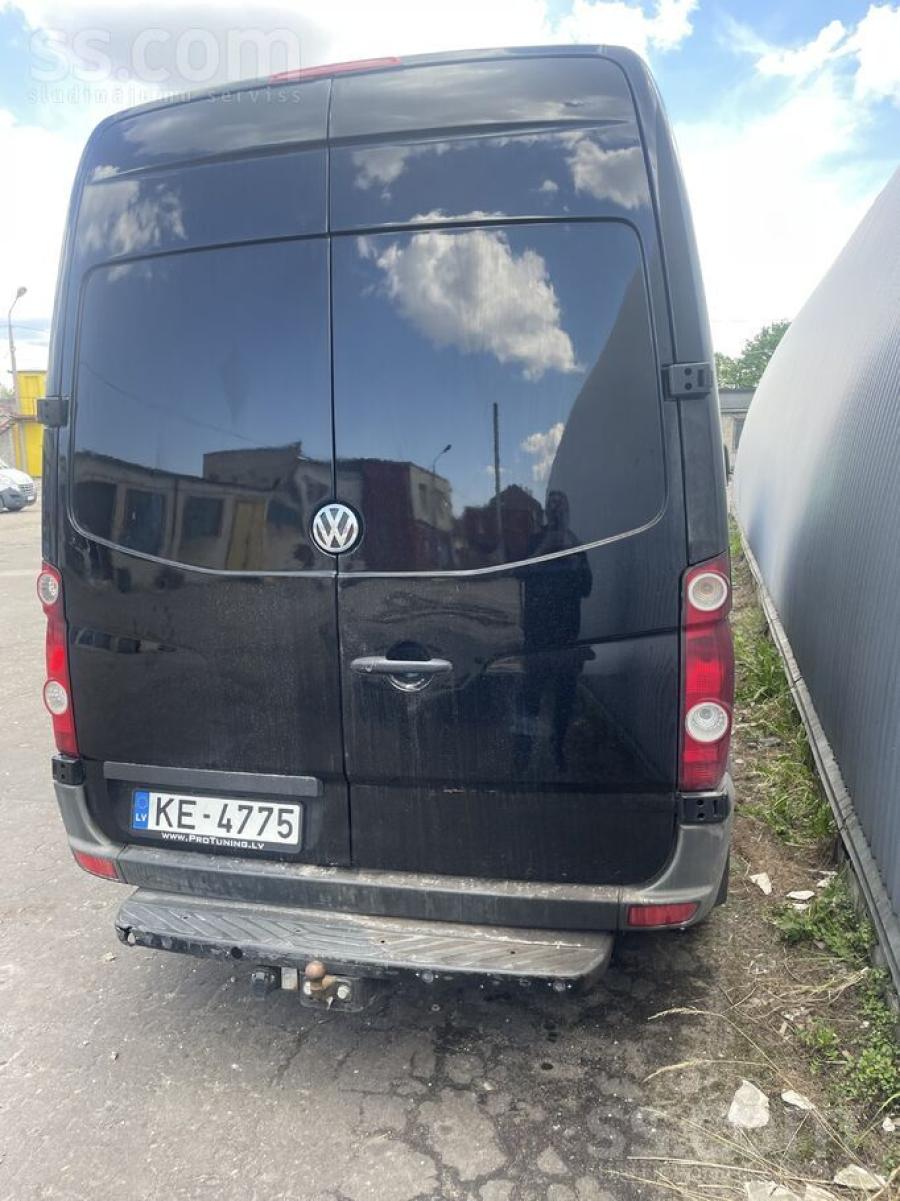 Melns Volkswagen Crafter 2010 Rīga, ar dzinēja tilpumu 2.50 L un nobraukumu 426 tūkst. km par 4600 €, foto 3 vietnē AUTOMOTO.COM.LV