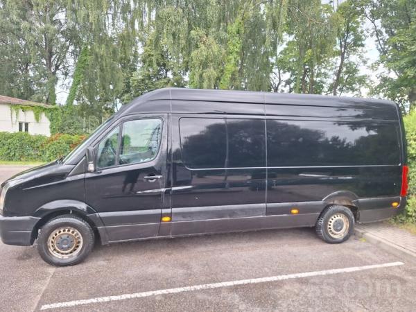 Black Volkswagen Crafter 2010 in Riga, with an engine capacity of 2.50 L and mileage of 404 thousand km for 4800 €, photo 8 on AUTOMOTO.COM.LV