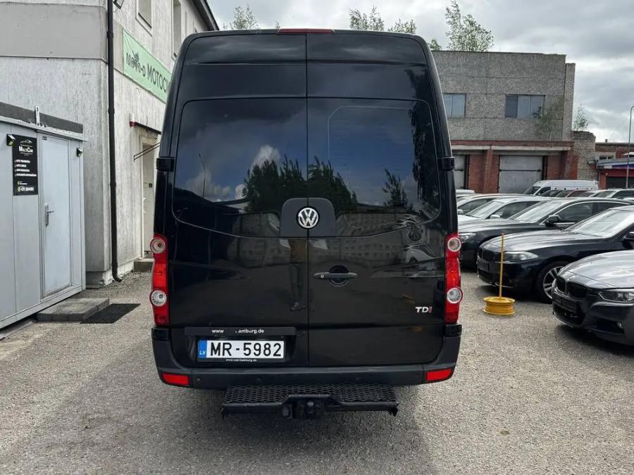 Melns Volkswagen Crafter 2014 Daugavpils, ar dzinēja tilpumu 2.00 L un nobraukumu 380 tūkst. km par 13500 €, foto 6 vietnē AUTOMOTO.COM.LV
