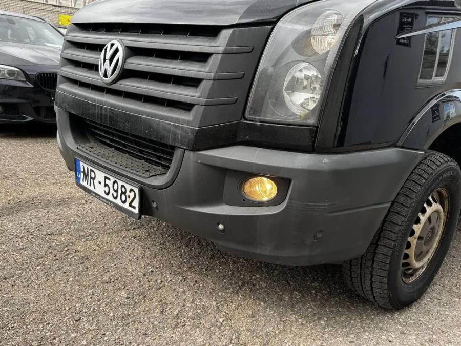 Melns Volkswagen Crafter 2014 Daugavpils, ar dzinēja tilpumu 2.00 L un nobraukumu 380 tūkst. km par 13500 €, foto 9 vietnē AUTOMOTO.COM.LV