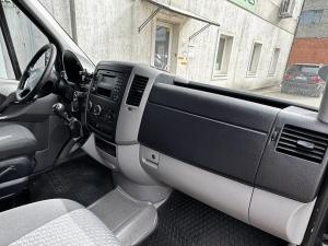 Melns Volkswagen Crafter 2014 Daugavpils, ar dzinēja tilpumu 2.00 L un nobraukumu 380 tūkst. km par 13500 €, foto 15 vietnē AUTOMOTO.COM.LV