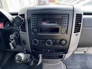 Melns Volkswagen Crafter 2014 Daugavpils, ar dzinēja tilpumu 2.00 L un nobraukumu 380 tūkst. km par 13500 €, foto 16 vietnē AUTOMOTO.COM.LV