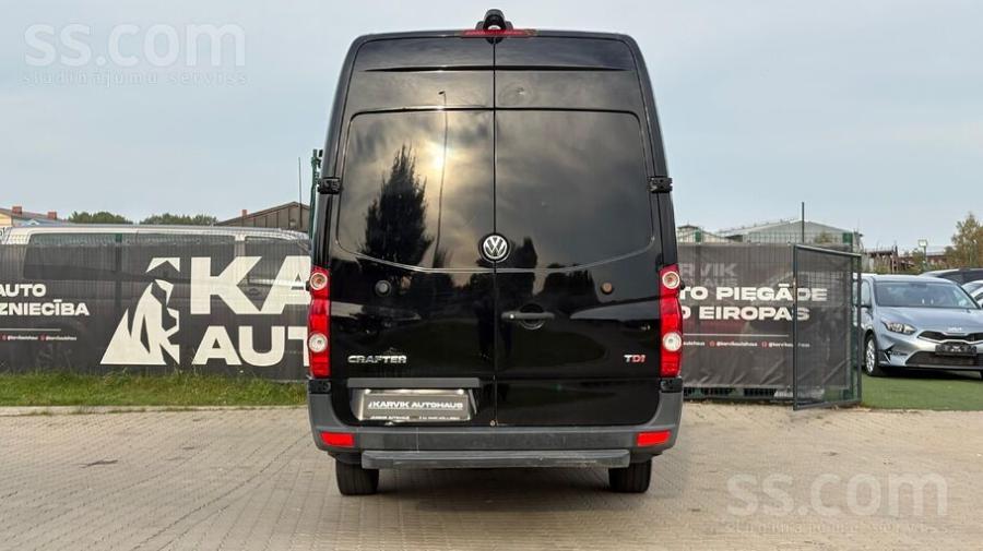Melns Volkswagen Crafter 2016 Liepāja, ar dzinēja tilpumu 2.00 L un nobraukumu 285 tūkst. km par 13850 €, foto 6 vietnē AUTOMOTO.COM.LV