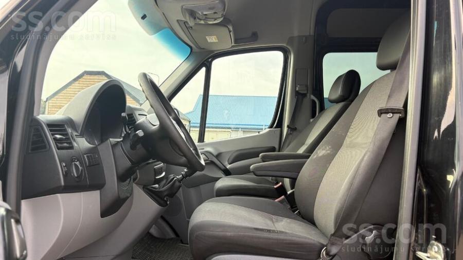 Melns Volkswagen Crafter 2016 Liepāja, ar dzinēja tilpumu 2.00 L un nobraukumu 285 tūkst. km par 13850 €, foto 13 vietnē AUTOMOTO.COM.LV