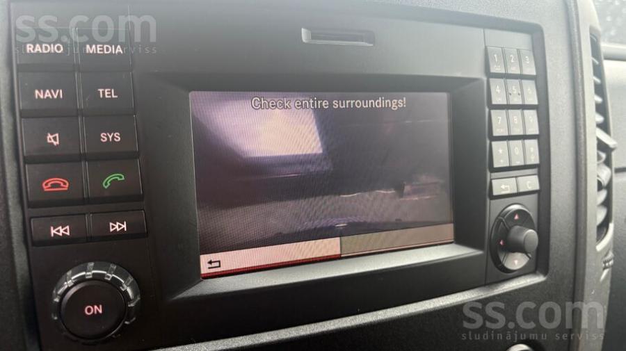 Melns Volkswagen Crafter 2016 Liepāja, ar dzinēja tilpumu 2.00 L un nobraukumu 285 tūkst. km par 13850 €, foto 20 vietnē AUTOMOTO.COM.LV