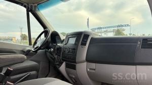 Melns Volkswagen Crafter 2016 Liepāja, ar dzinēja tilpumu 2.00 L un nobraukumu 285 tūkst. km par 13850 €, foto 23 vietnē AUTOMOTO.COM.LV