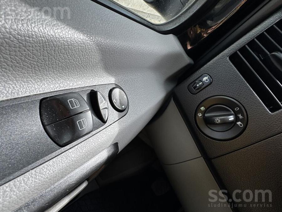 Melns Volkswagen Crafter 2014 Daugavpils, ar dzinēja tilpumu 2.00 L un nobraukumu 0 tūkst. km par 13500 €, foto 19 vietnē AUTOMOTO.COM.LV