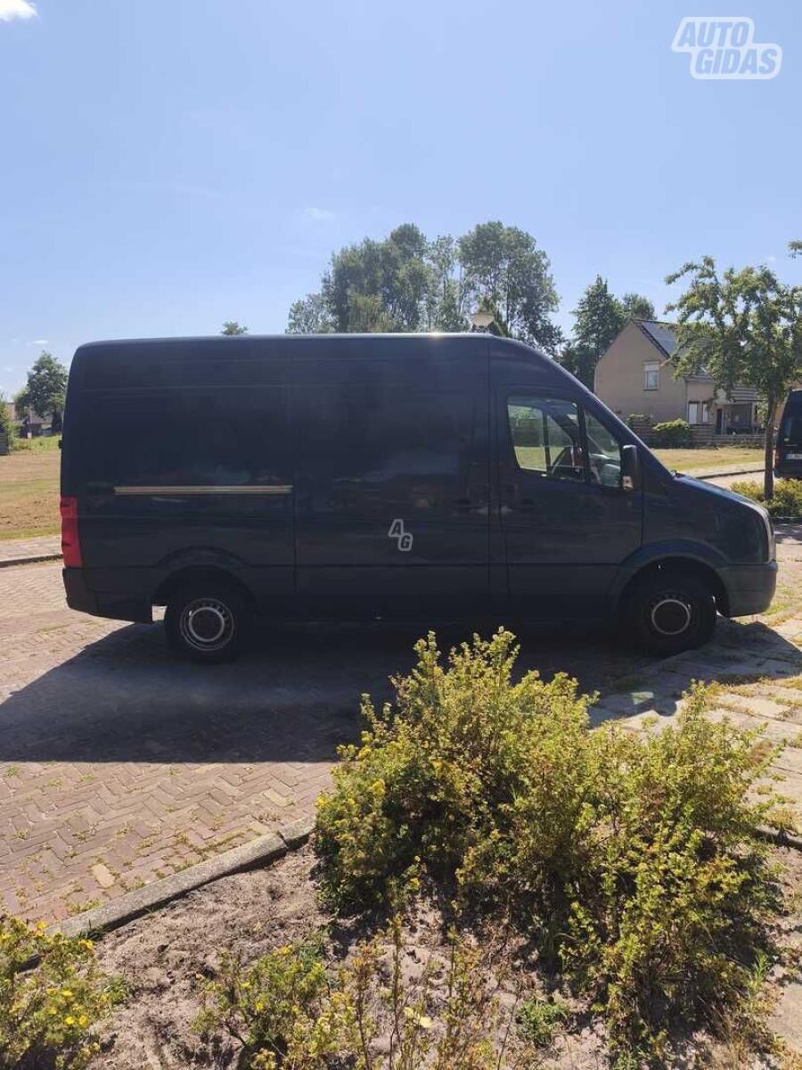 Blue Volkswagen Crafter 2008 in Vilnius, with an engine capacity of 2.50 L and mileage of 330 thousand km for 7999 €, photo 5 on AUTOMOTO.COM.LV