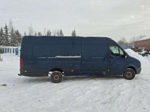 Blue Volkswagen Crafter 2009 in Utena, with an engine capacity of 2.50 L and mileage of 500 thousand km for 2850 €, photo 5 on AUTOMOTO.COM.LV