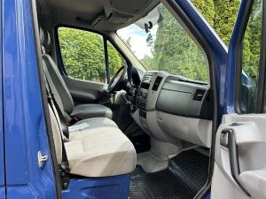 Zils Volkswagen Crafter 2010 Kauņa, ar dzinēja tilpumu 2.50 L un nobraukumu 185 tūkst. km par 5880 €, foto 13 vietnē AUTOMOTO.COM.LV