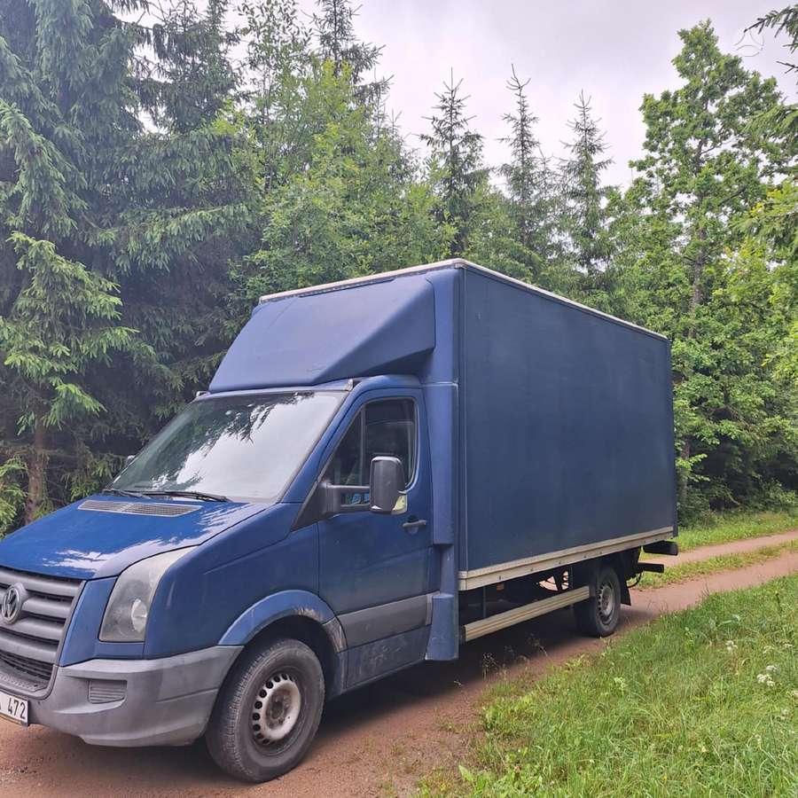 Blue Volkswagen Crafter 2011 in Mazeikiai, with an engine capacity of 2.50 L and mileage of 1 thousand km for 7500 €, photo 3 on AUTOMOTO.COM.LV