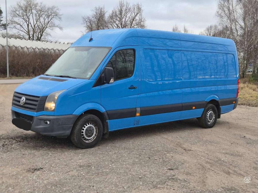 Blue Volkswagen Crafter 2014 in Taurage, with an engine capacity of 2.00 L and mileage of 318 thousand km for 6800 €, photo 1 on AUTOMOTO.COM.LV
