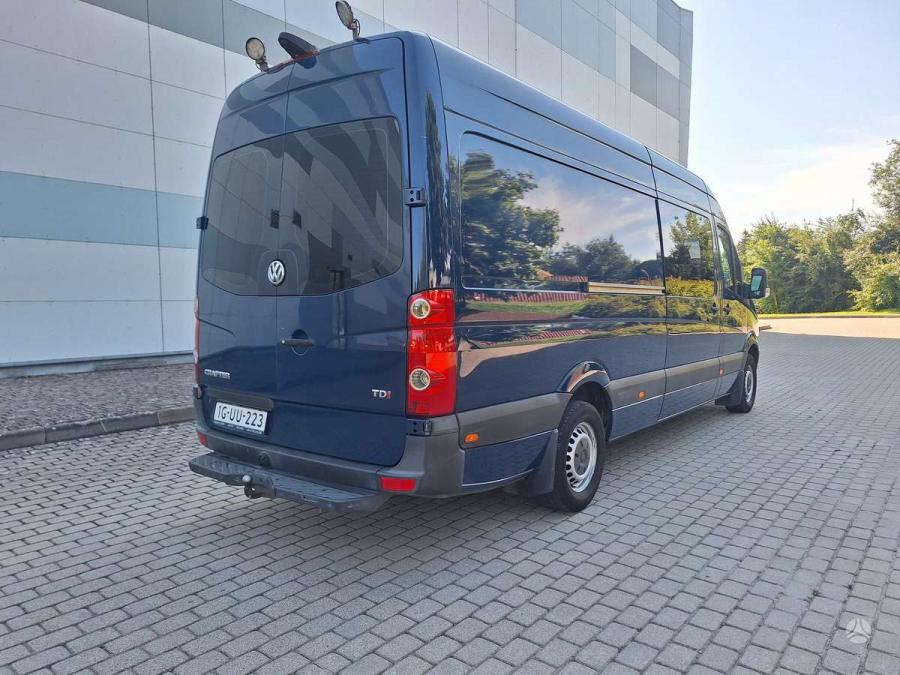 Blue Volkswagen Crafter 2014 in Dobele, with an engine capacity of 2.00 L and mileage of 215 thousand km for 9700 €, photo 5 on AUTOMOTO.COM.LV