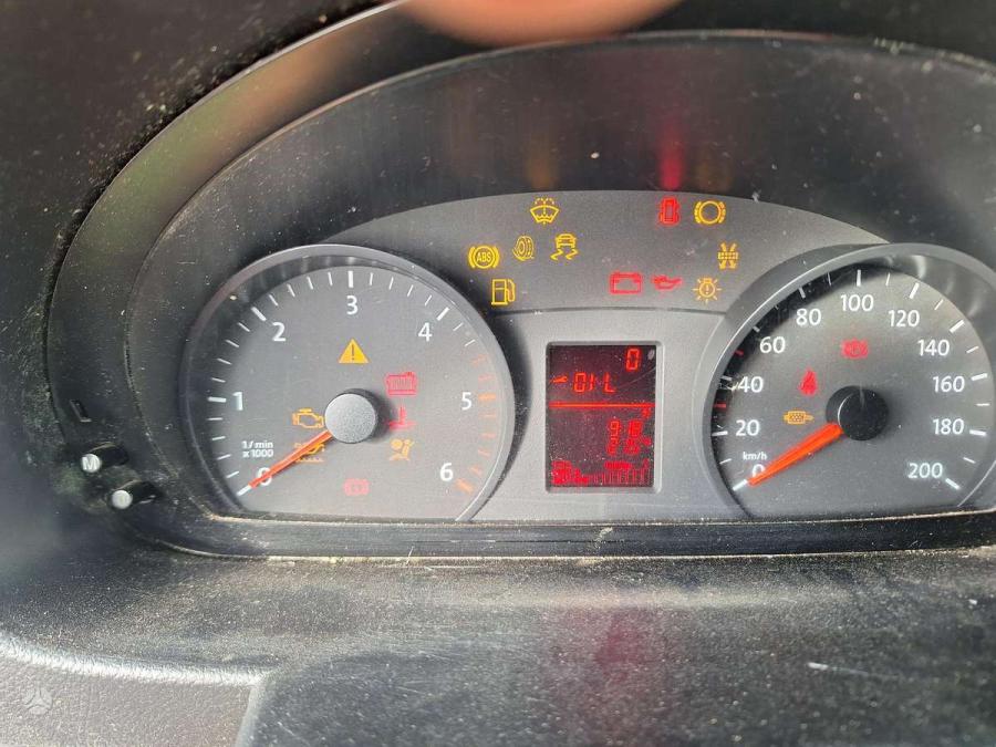 Blue Volkswagen Crafter 2014 in Dobele, with an engine capacity of 2.00 L and mileage of 215 thousand km for 9700 €, photo 15 on AUTOMOTO.COM.LV